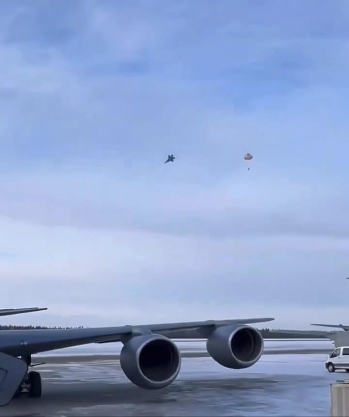 F-35 Fighter Jet Crash at Eielson AFB: Pilot Survives Incident - Space ...